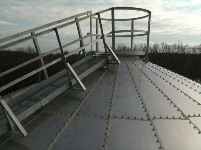 Stainless Steel Tank Systems by Liquid Tech :: Stainless Steel Bolted tanks