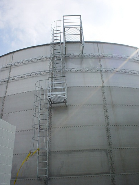 Stainless Steel Tank Systems by Liquid Tech :: Stainless Steel Bolted tanks
